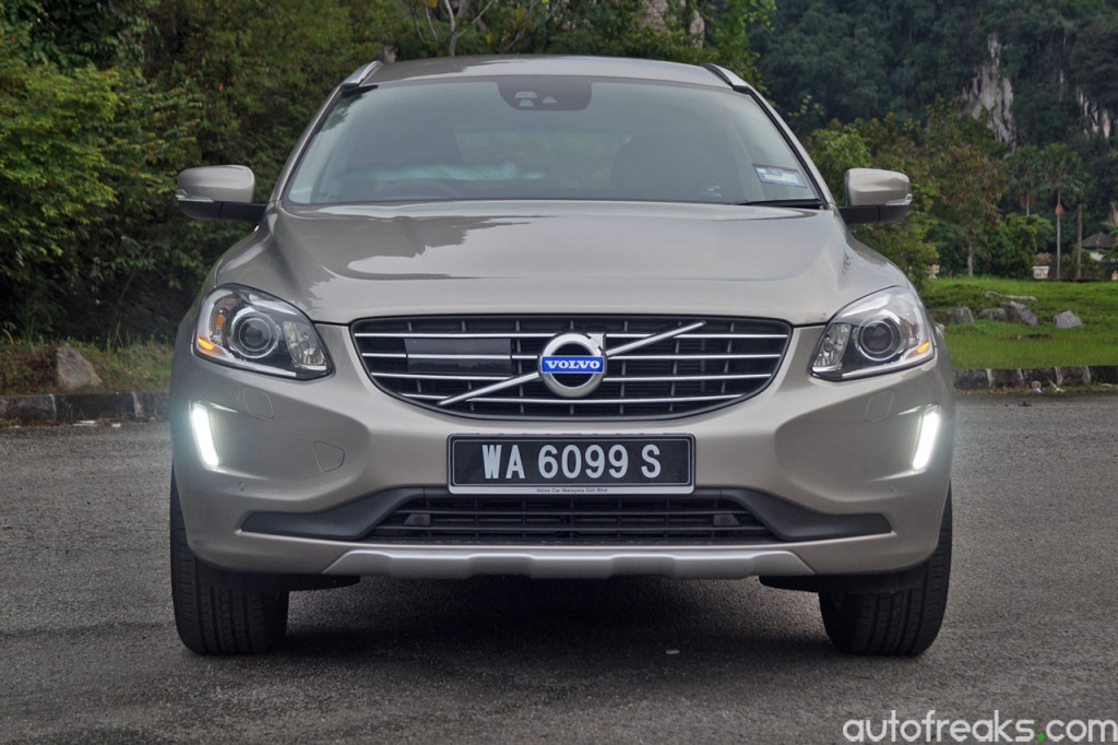 Test Drive Review : Volvo XC60 T6 - Autofreaks.com